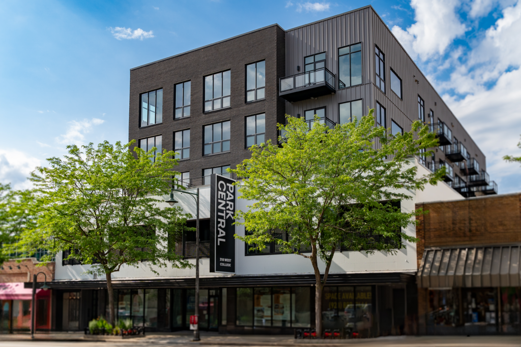 New Luxury Apartments For Rent in Appleton, WI | Park Central